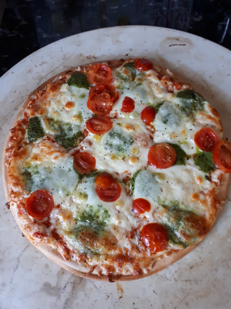 Dr. Oetker Ristorante Pizza Mozzarella – The Gluten Free Pug Lover
